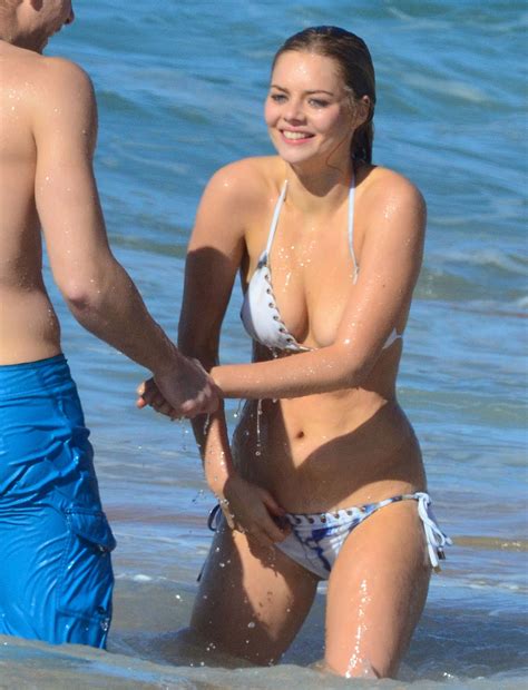 Samara Weaving Slight Nipslip In Bikini Hq Photos ~ World Actress