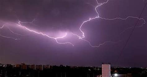 인도 낙뢰 사망자 올해 907명‥지구온난화 영향