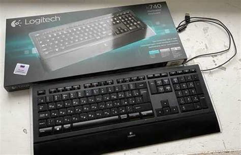 Клавиатура Logitech K740 Illuminated Keyboard купить Комьютерные аксессуары и комплектующие