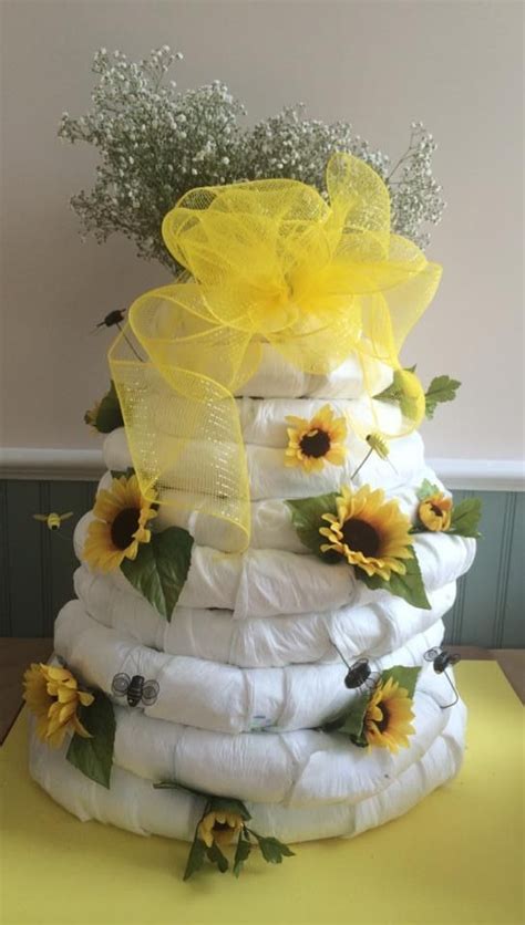 Best 13 Mom To Bee Diaper Cake Artofit