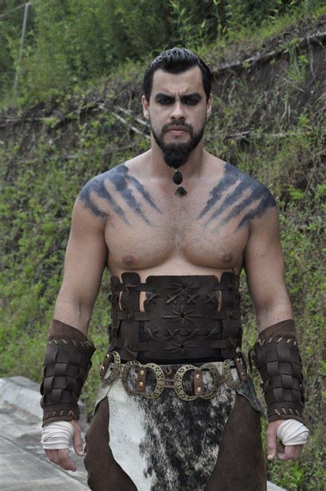 20 Game Of Thrones Costumes Sure To Blow You Away Game Of Thrones Costumes Khal Drogo Game