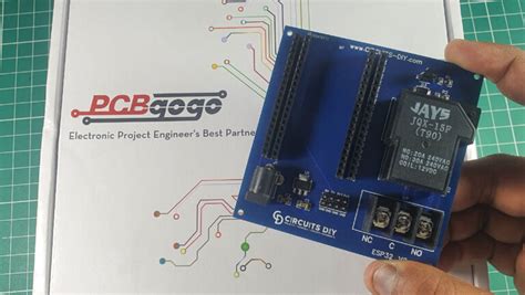 Controlling AC Fan Using ESP32 Web Server