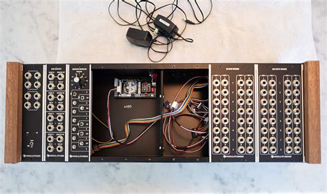 Moon Modular Quantizer Sequencer Expanders Case 565 569 MU 5U Reverb
