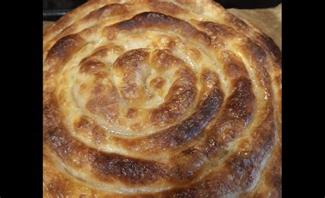 Най лесната и вкусна дърпана баница