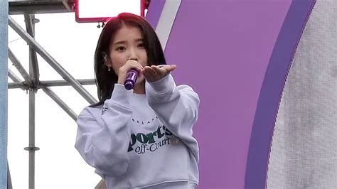 221002 아이유 Iu 너의 의미 Meaning Of You 뉴발란스 런온 서울 우먼스 Youtube
