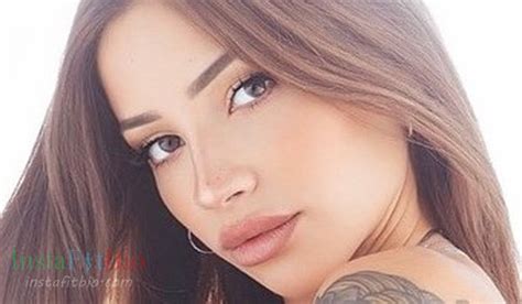 Vanessa Bio Age Height Wiki 😍 Models Biography