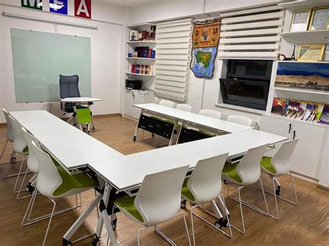 Сургалтын бүх төрлийн Оффис тавилга ширээ сандал самбар