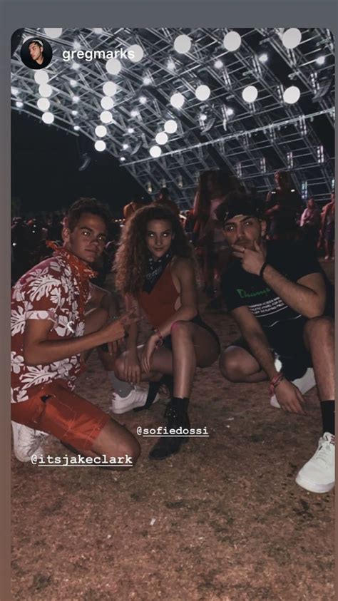 Pin By Farzin Mahboob On Sofie Clarice Dossi Gym Workout For Beginners Sofie Dossi Gym Workouts