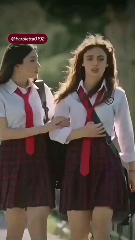 Pin By 🌸ᵏⁿᵃⁿᵃ ᵃˡᵐᵏᵗᵃʳ∞ On Kız Arkadaşım⚡‍ ️‍‍ Fashion Style 80s