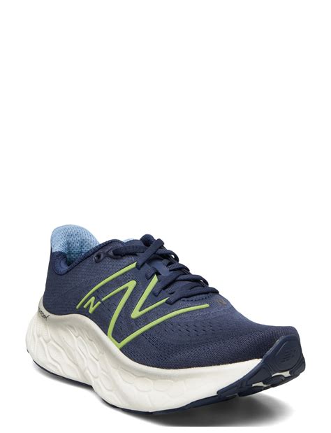 New Balance Fresh Foam X More V4 Running Shoes