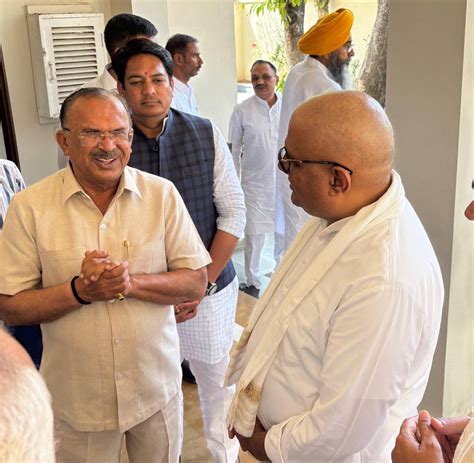 Vasudev Devnani Vasudev Devnani Added A New Photo