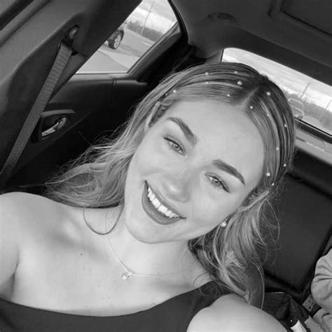 Peyton Crawford Peytoncrawfordd Threads Say More Peyton Crawford Peytoncrawfordd Threads Say More