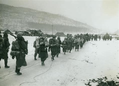 Battle Of Chosin Reservoir One Marines Survival Story The Armory Life