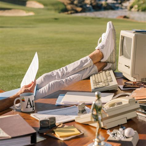 Office Workout 10 Exercises To Do At Your Desk Mizzenmain