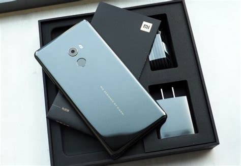 Xiaomi Mi MIX 2: обзор смартфона, характеристики, цена
