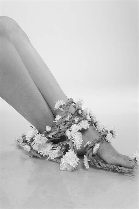 Pambondifeet Photos Download The Best Free Pambondifeet Stock