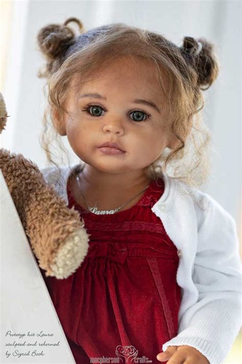 Laura By Sigrid Bock