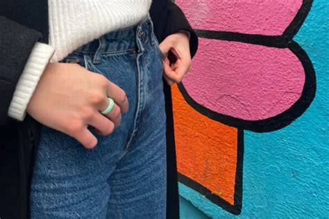 What Is The Pear Ring The Social Experiment For Singletons That Are Tired Of Dating Apps