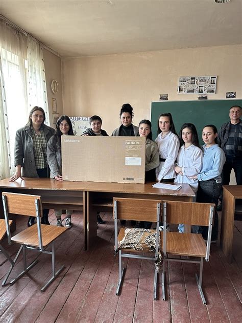 ვაჩიანის საჯარო სკოლის მოსწავლეებმა საინტერესო კვლევის პრეზენტაცია მოაწყვეს ეტალონი