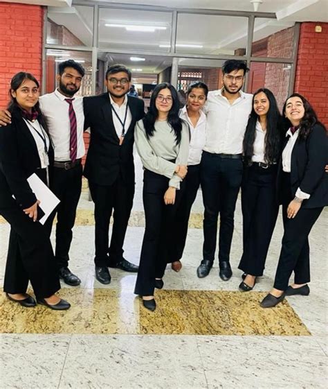 shubhi shukla on linkedin team work management amityuniversity linkedin mba