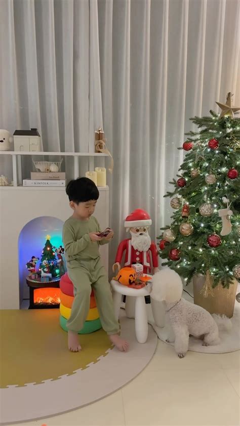 Moonhyejeon 🎃 루리맘 이벤트로 받은 할로윈 간식들 ᐟ 오늘 저녁도 다 먹고 기가막힌 타이밍에 간식 보상 ̈ 잘때 엄마가 호박젤리 다 먹을거야 👻 Ruri