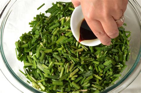 Thai Crispy Garlic Chives Dumpling Gui Chai Tod Asian Inspirations