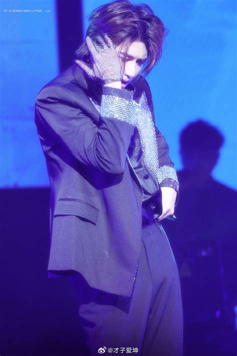 Pin de v aznh10 en Thái Từ Khôn