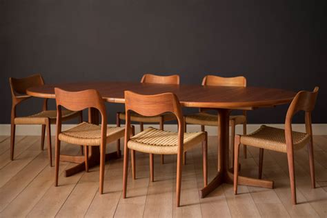 Mid Century Modern Round Teak Pedestal Dining Table By Karl Erik