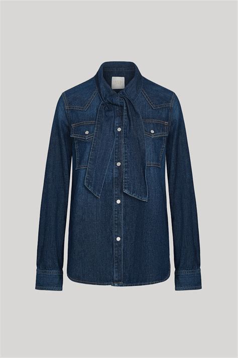 Twp Ranchers Daughter With Tie Editnewyork