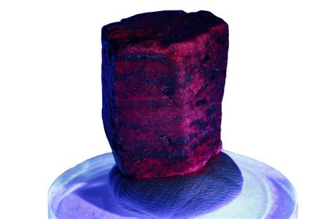 1 Highly Fluorescent Ruby Crystal India 244106 For Sale