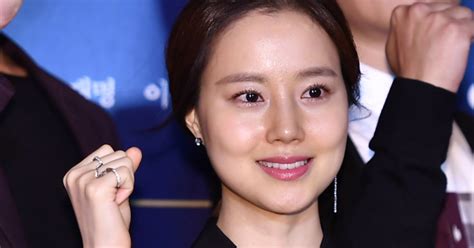 문채원 더욱 갸름해진 동안 미모 명당 오픈 토크 [포토엔hd]