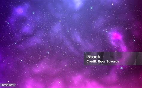 별이 빛나는 우주 밝은 은하와 별을 가진 우주 배경 스타 더스트가있는 야간 공간 텍스처 빛나는 컬러 은하 아름다운 별자리 벡터 일러스트 레이 션 보라색 배경에 대한 스톡