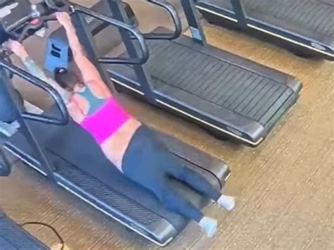 Womans Bare Butt Exposed After Treadmill Workout Goes Wrong Toronto Sun
