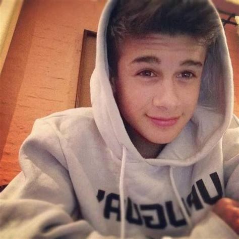 Chicos Guapos Facebook Imagui