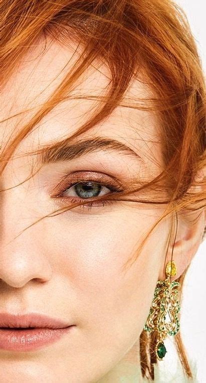 Eleanor Tomlinson Pic