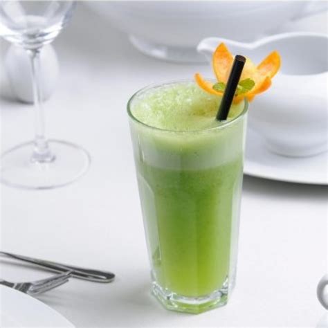 Стъклена чаша за различни коктейли фрапе шейкове и т н