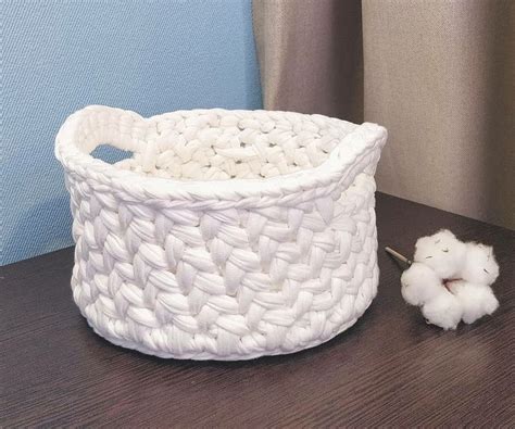 Корзинка из трикотажной пряжи