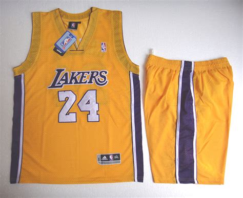 NBA球衣湖人队24号科比篮球衣 昆明军训服迷彩服 昆明工作服定做 昆明广告衫 昆明校服 昆明西服定制