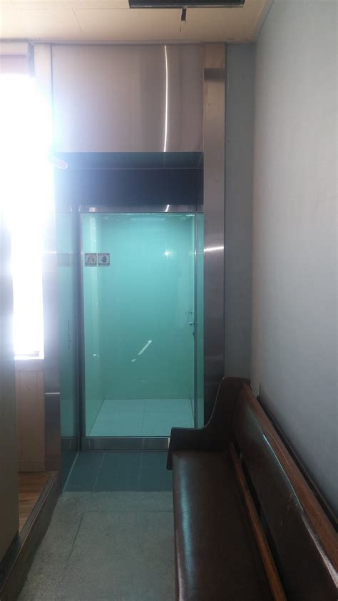 고객센터 수직형리프트 4m이하 경주 강동제일교회