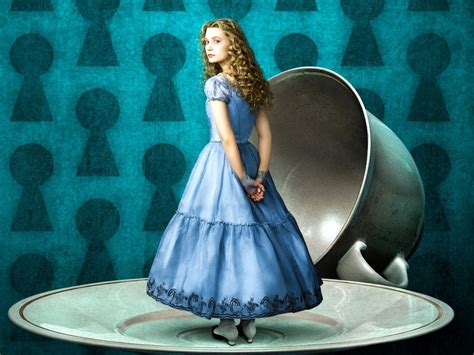 Alice In Wonderland 2010 Di Tim Burton Recensione Quinlan It