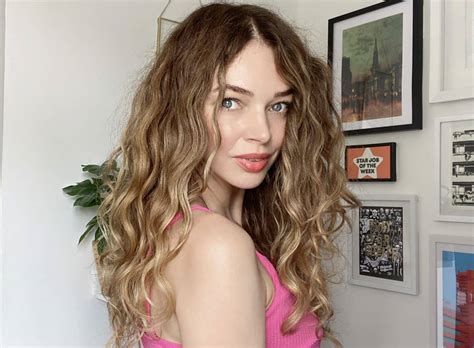 How To Diffuse Wavy Hair For Best Results 6 Tips Love Curly Hair