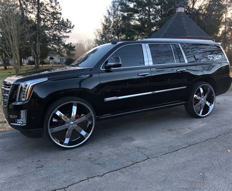 2021 Cadillac Escalade On 30 Inch Rims