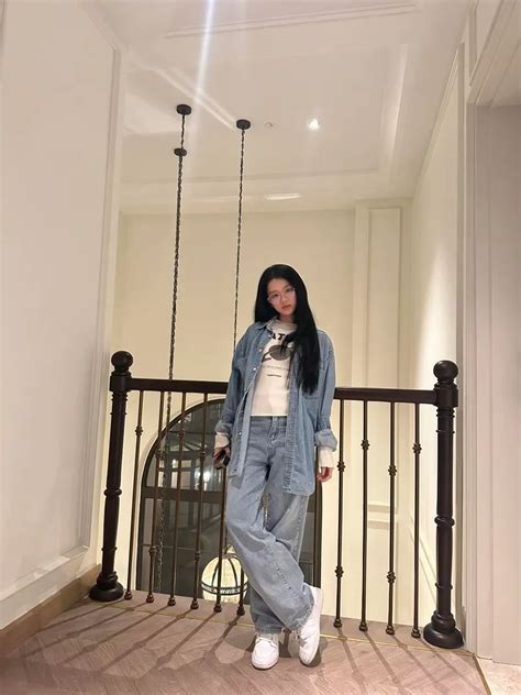 Ảnh Linh Ka Và Những Lần Gây Bão Mạng Xinh Như Mộng