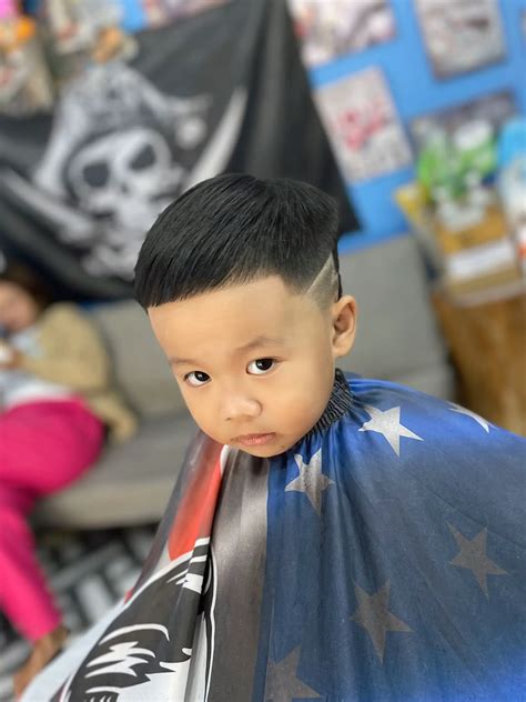 📌ทรงผมเด็กผู้ชายช่วงซัมเมอร์ By ช่างปอนด์ แกลเลอรีที่โพสต์โดย P Pond