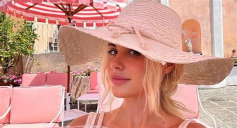 اعتراف صادقانه یک اینفلوئنسر جنیفر لوپز با روغن زیتون پوست صافی دارد