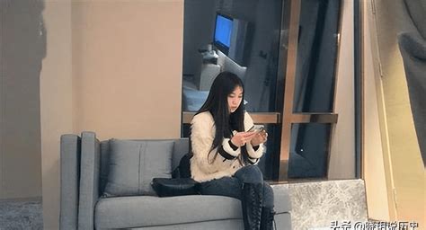 回顾“探花李寻欢”被抓事件，私自拍摄上百部视频，主角清纯可人直播都想女人