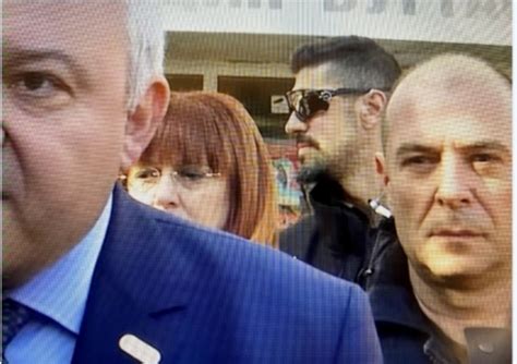 СИГНАЛ ДО ПИК Министър Демерджиев превърнал в частна армия СОБТ 20 барети охраняват денонощно