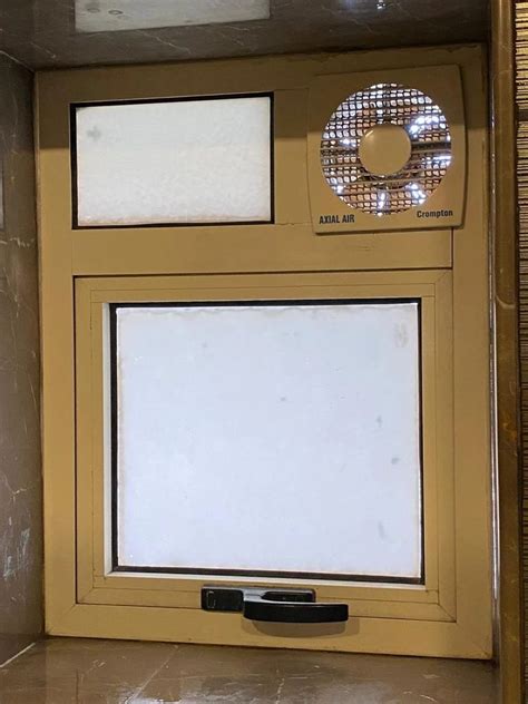 2 Shutter Aluminium Hinged Window For Office At ₹ 900sq Ft In Kolkata