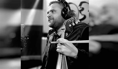 Γρηγόρης Σαμόλης «Μανουάλι το νέο του τραγούδι που θα βάλει «φωτιά στα Κρητικά γλέντια