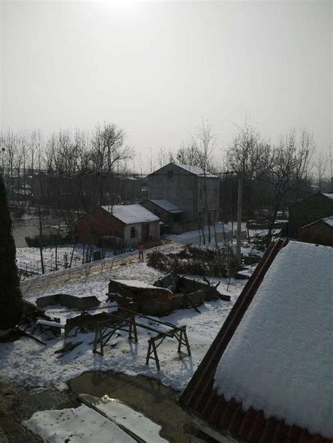 中國中部夕陽下的鄉村雪景 每日頭條